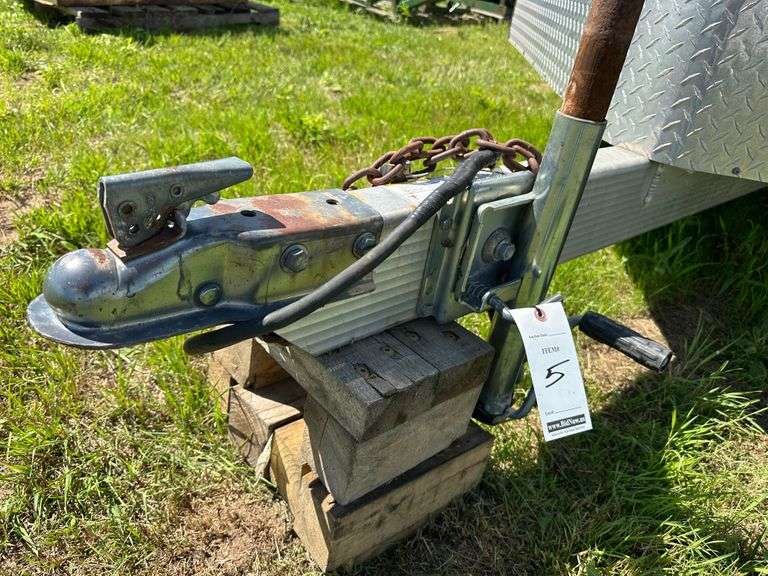 2005 Legend 16' plus 4' Beavertail V-Nose Enclosed Trailer with Ramp ...