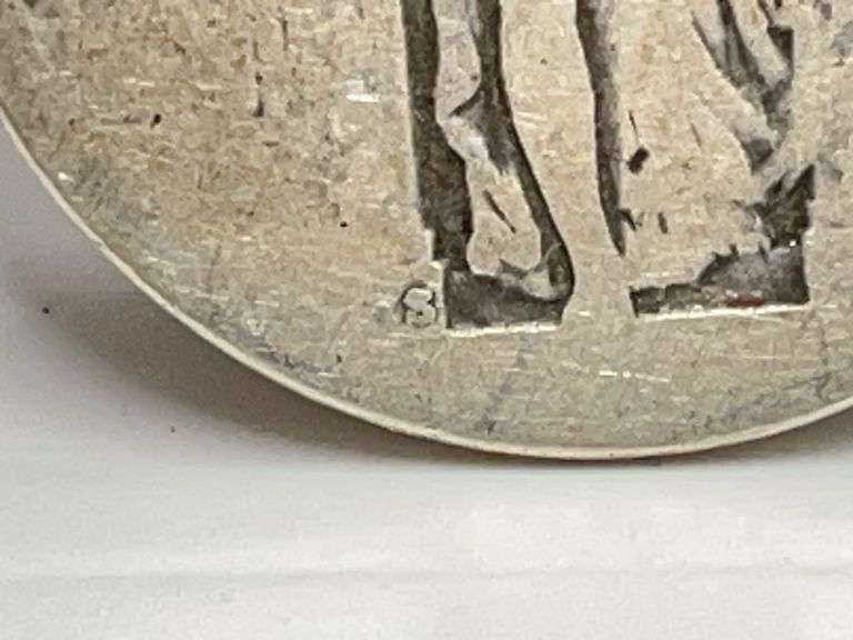 Roll of (40) Quarters, 90% silver - Albrecht Auction Service