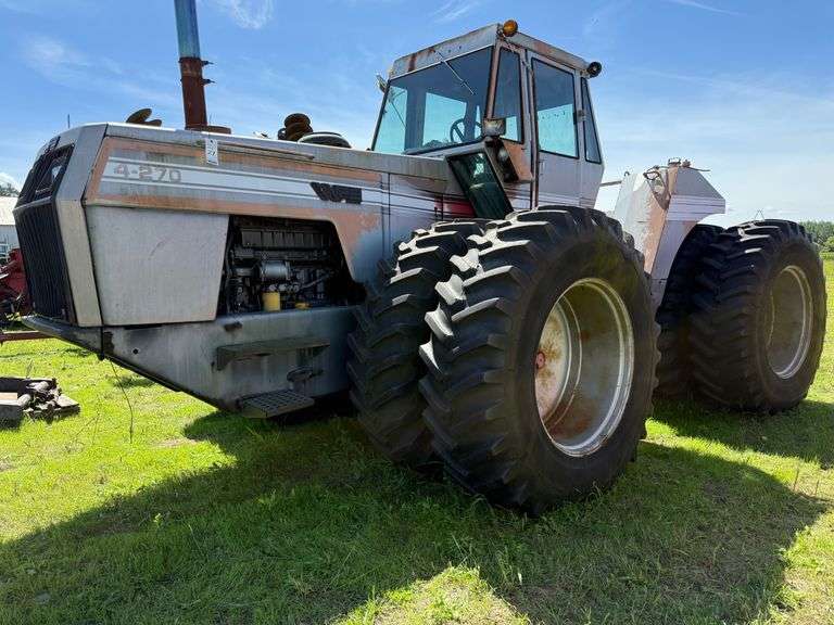*1983 White 4-270 4wd Tractor with Duals, Ser. No. 302322-432, 3-pt ...