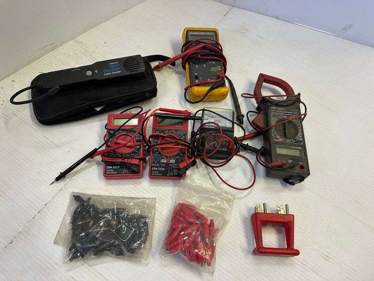 Group of Electric Test Equipment - Albrecht Auction Service