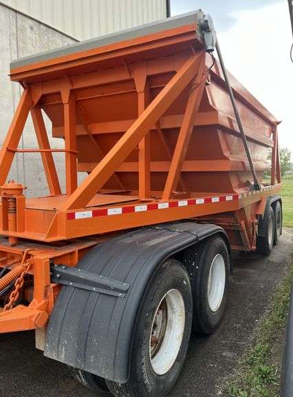 1993 4-Axle V-Bottom Dump Trailer, Good Working Order, Repainted in May ...