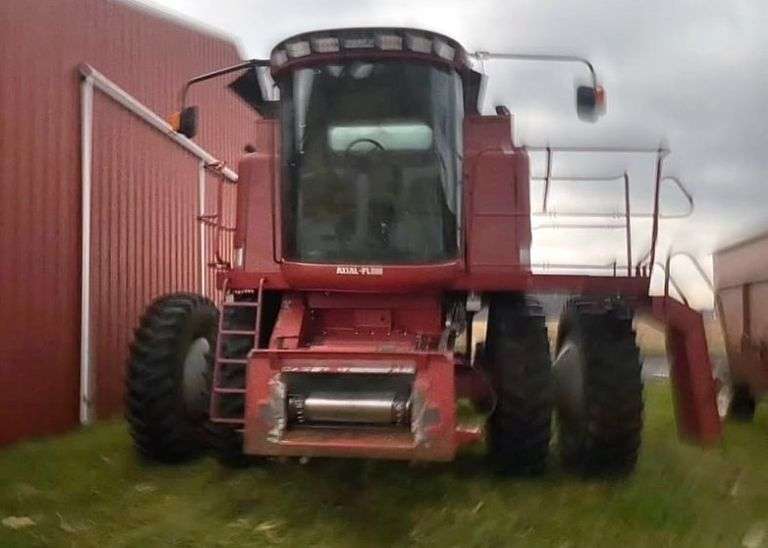 1995 Case IH 2166 Combine, (4862 Engine Hours, 3546 Separator Hours ...