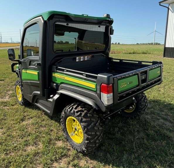 2019 John Deere XUV835R Gator, (1900 Miles, 190 Hours), Tinted Windows ...