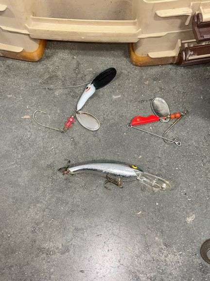 (5) Tackle boxes filled with various fishing related items, boxes up to ...