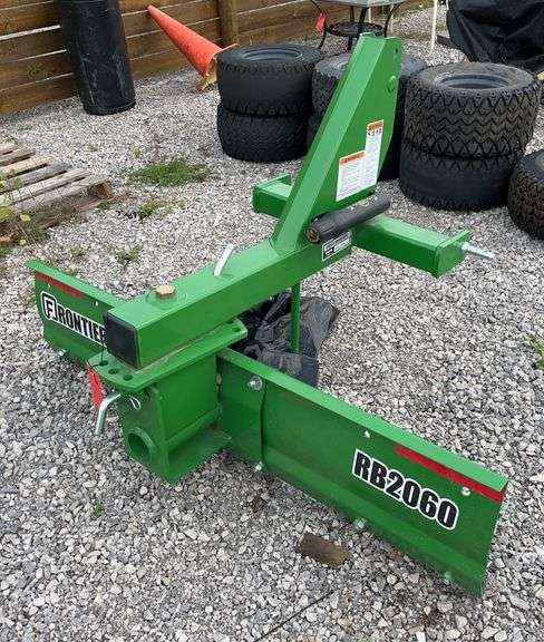 John Deere RB2060 rear blade, 5'W, good - Albrecht Auction Service