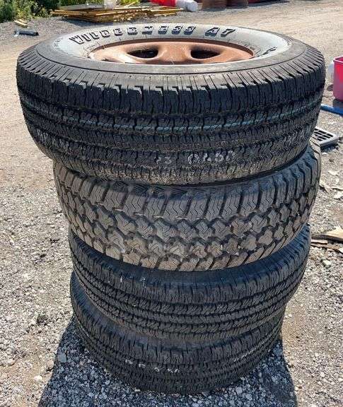 (4) Truck rims, 6-Bolt hole, 16", Chevy wheels, miss match tires, also ...