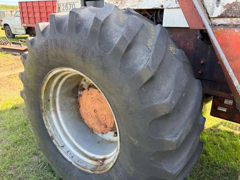 Case 2670 4wd Tractor, Ser. No. 2454792, (Showing 2,156 hrs.), 3-pt ...