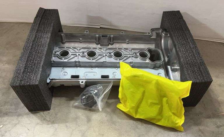 GM Engine valve cover upgrade, aluminium to replace plastic, GM 2.4L ...