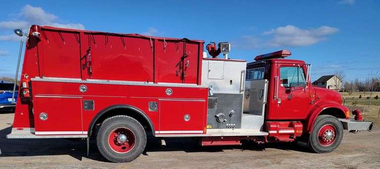 1993 Pierce Fire Truck with a 4900 International Chassis, (31,642 Miles ...
