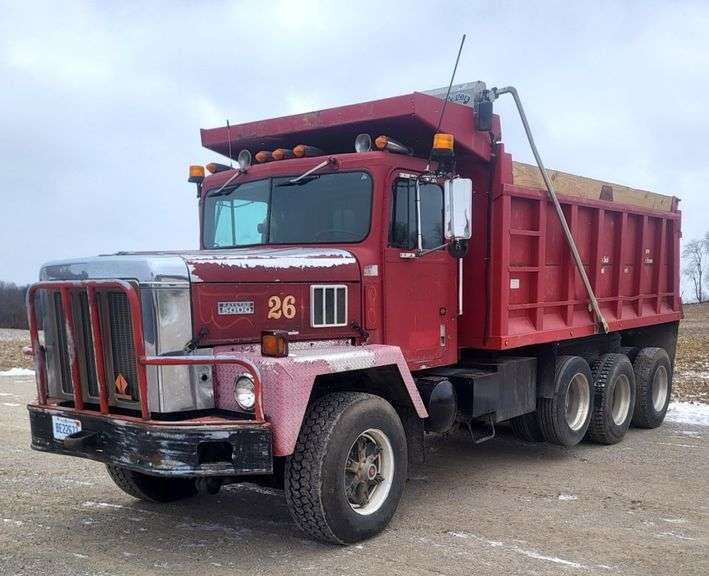 1989 International Daystar 5000 Tri-Axle Dump Truck, Unknown Mileage ...