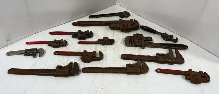 (13) Older crescent pipe wrenches, USA and more - Albrecht Auction Service