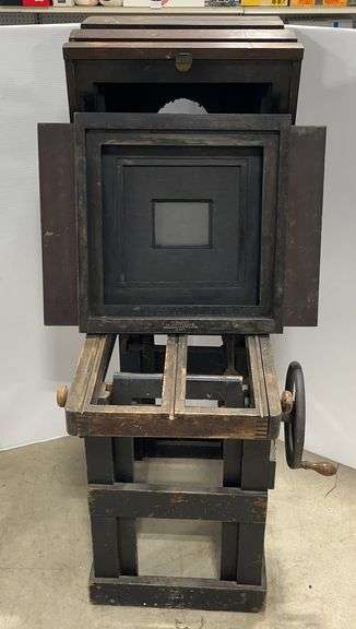 1910 Kodak Century 8A Studio Portrait Camera with nice E&H T Anthony Ad ...