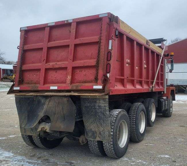 1989 International Daystar 5000 Tri-Axle Dump Truck, Unknown Mileage ...