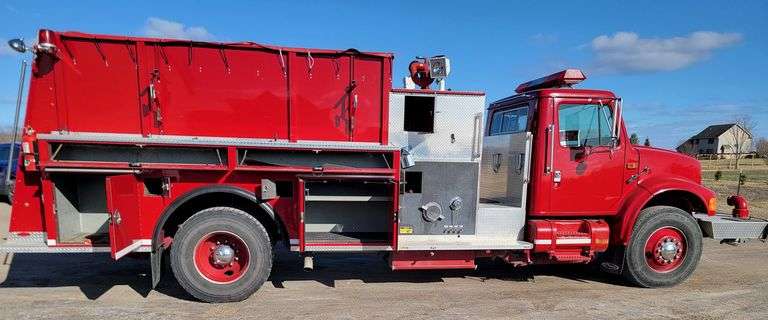 1993 Pierce Fire Truck with a 4900 International Chassis, (31,642 Miles ...