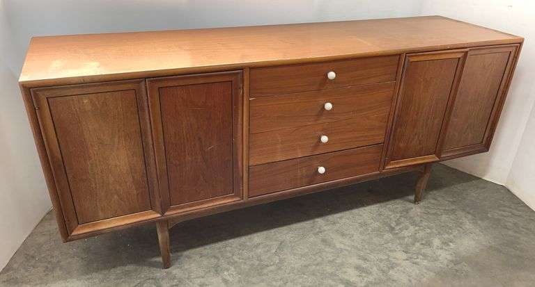 Mid-century modern Drexel long wooden console table/dresser, well made ...