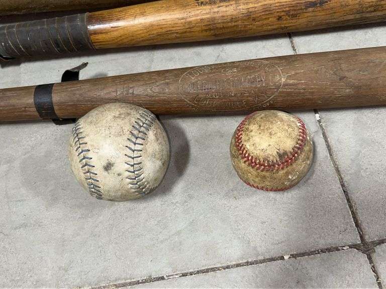 Older Baseball Bats, Gear From the Early 1900s to the 1930s - Albrecht ...