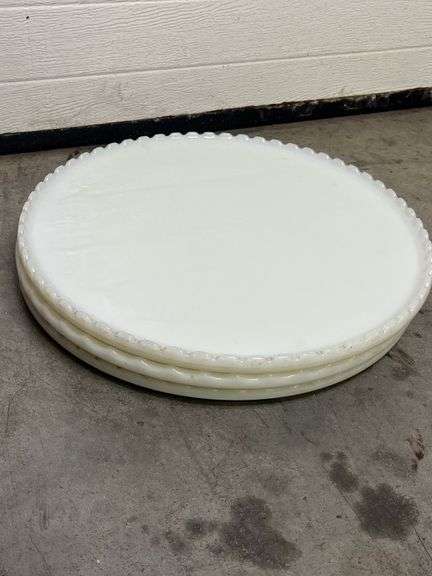 Large Milk Glass Plates - Auction Ohio