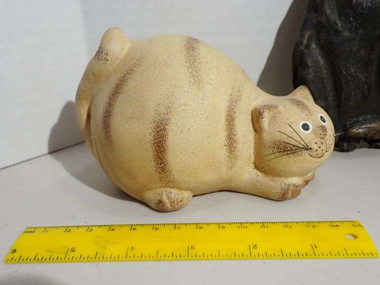 Red Clay Fat Cat - Black Chalkware Kitty - Ganz Fat Cat - White ...