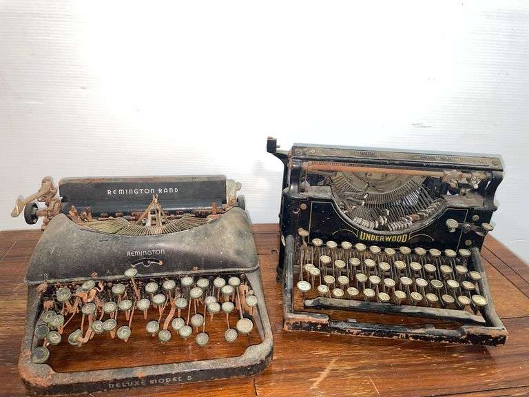 Glass key typewriters - Auction Ohio