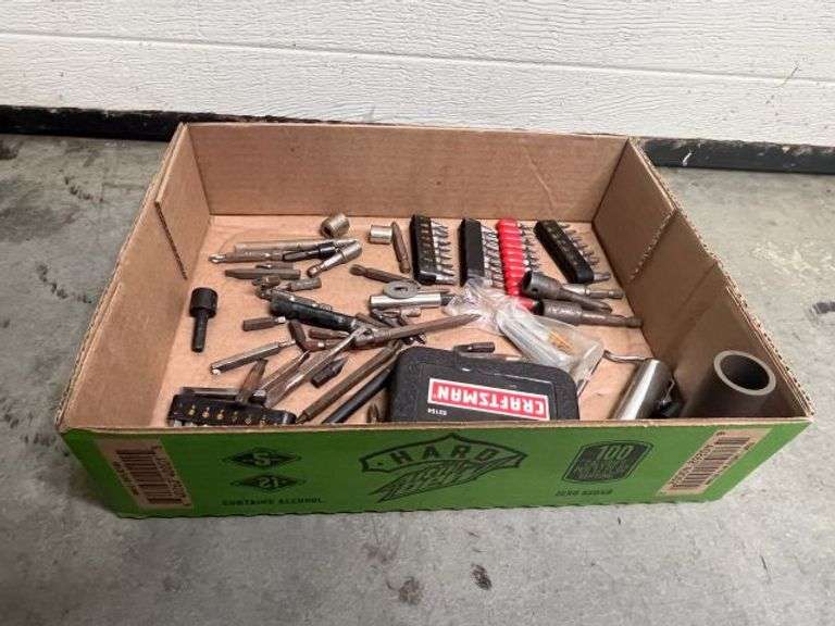 Screw Extractor Kit & Drill Bits - Auction Ohio