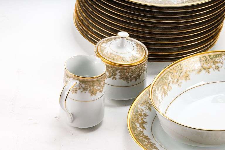 Large set of Noritake Lucerne China - Auction Ohio