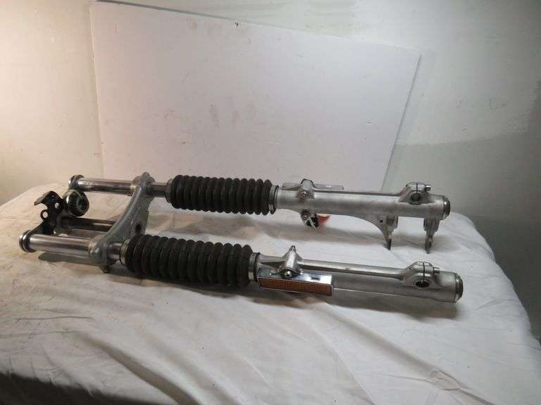 Front forks complete /6 - Auction Ohio