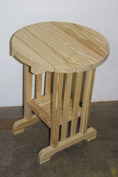 New Amish Build Tall Balcony Adirondack Side Table - Auction Ohio