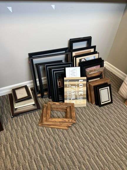 Assorted Frames - Auction Ohio