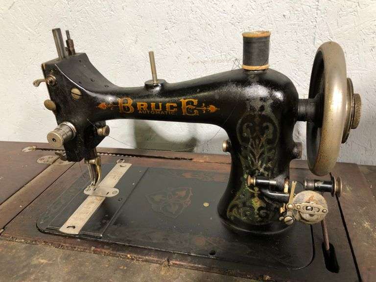 Antique Bruce Sewing Machine - Auction Ohio