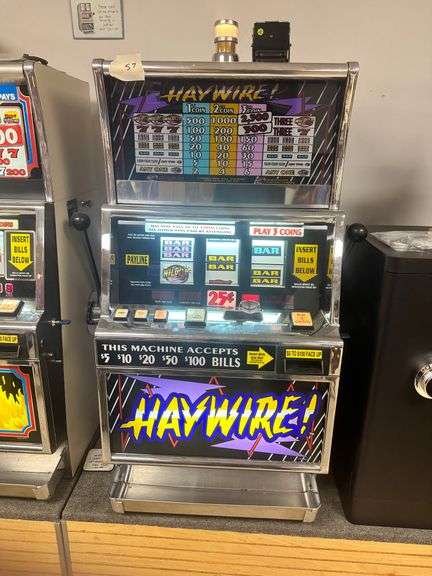 Pool Table, Slot Machine and More - Auction Ohio