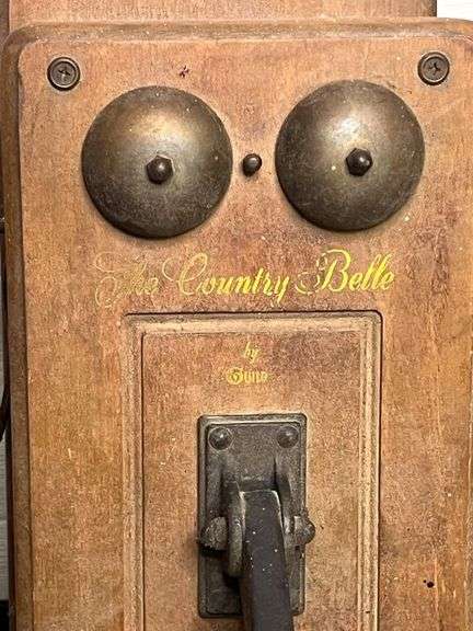 The Country Belle Radio Receiver Model 556 - Auction Ohio