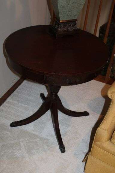 Mahogany Parlor Table - Auction Ohio