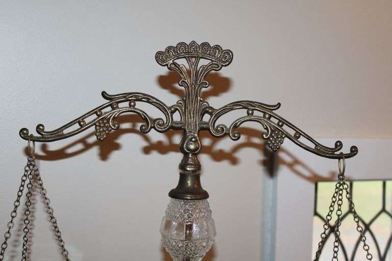 Vintage Glass Balance Scale - Auction Ohio
