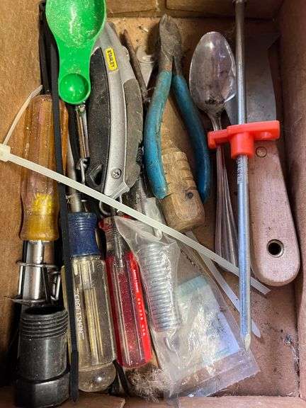 Box of Tools! - Auction Ohio