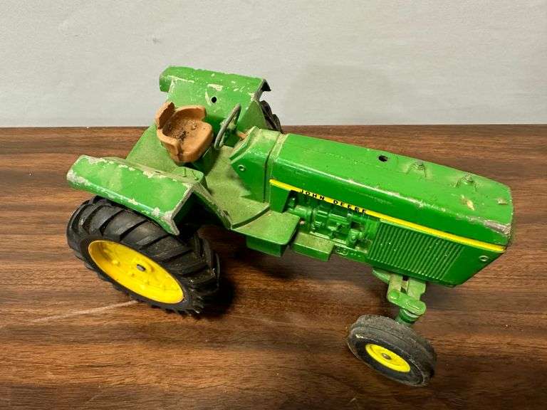 Ertle John Deere Tractor - Auction Ohio