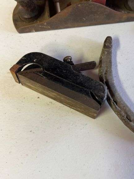 Old Hand Plane - Auction Ohio