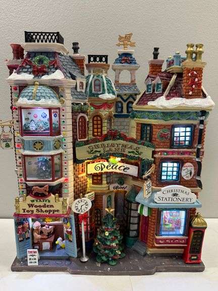 Lemax Christmas Lane Street Scene - Auction Ohio