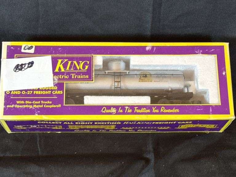 NIB Rail King Santa Fe Tank Car - Auction Ohio