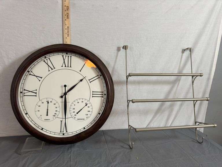 Clock & Hanging Rack - Auction Ohio