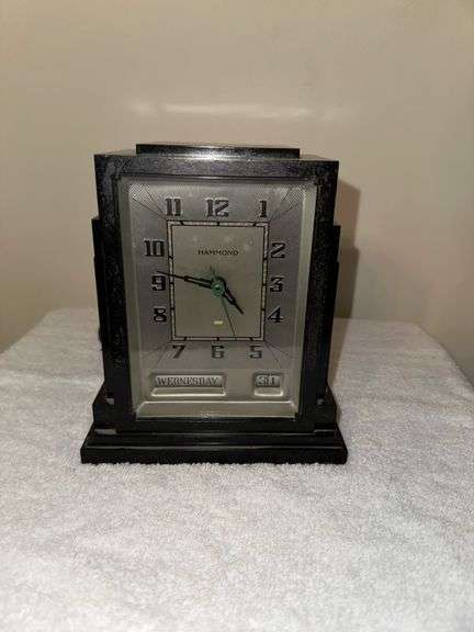 Art Deco Hammond "Gregory" Skyscraper Bakelite Calendar Desk Clock ...