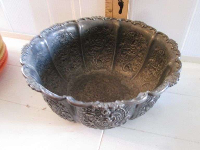 Meriden Silverplate Quadruplate 01555 Bowl 8.5"x4" - Auction Ohio