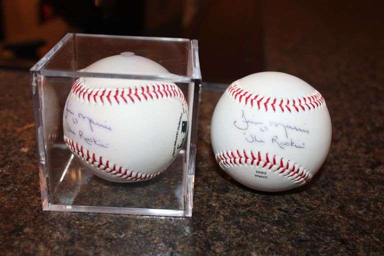 Autographed Baseballs - Auction Ohio