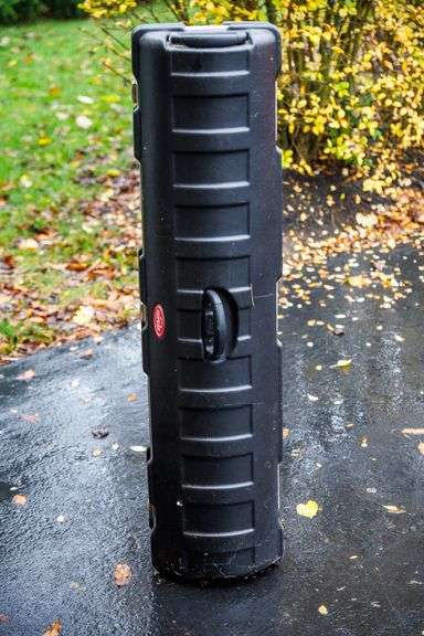 Hard Shell Travel Golf Case - Auction Ohio