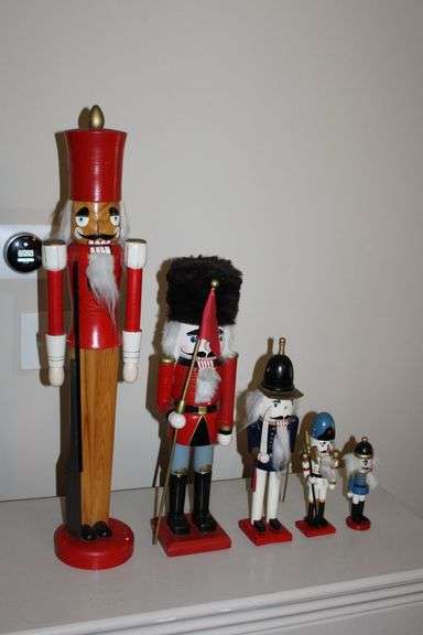 Nutcrackers - Auction Ohio