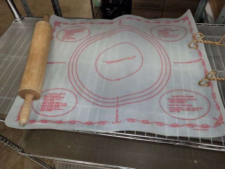 Tupperware Mat with Wooden Roller - Auction Ohio