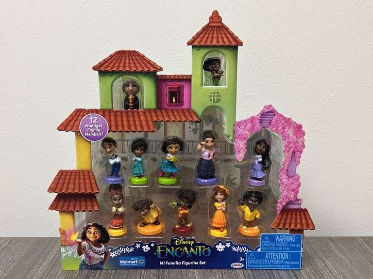 *NEW* Disney Encanto Mi Familia Figurine Set - Auction Ohio