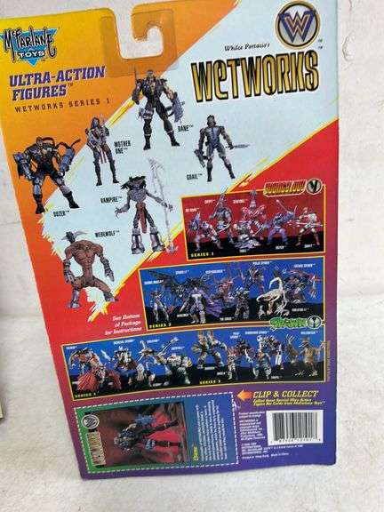 2 Wetworks Figures - Auction Ohio