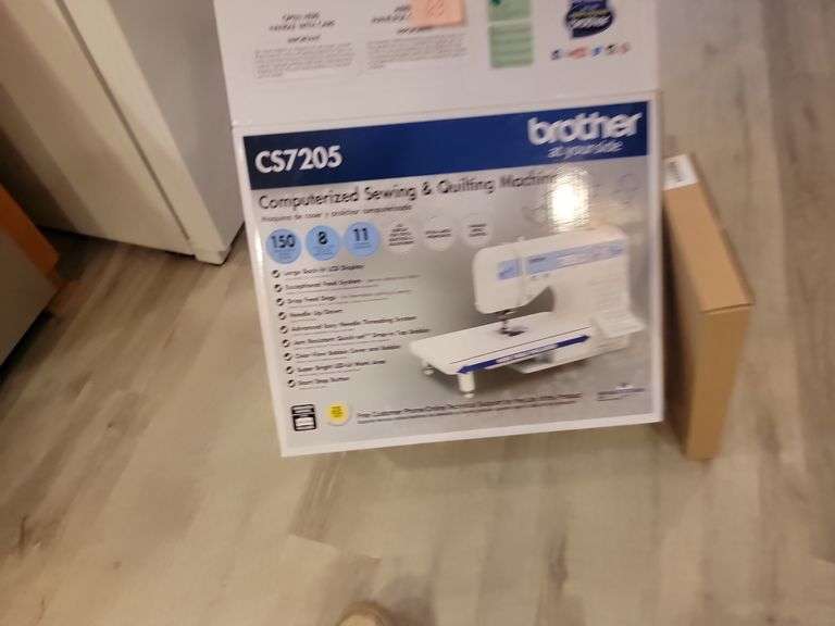 Brother CS7205 Computerized Sewing & Quilting Machine - Auction Ohio