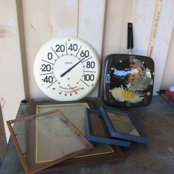 Assorted picture frames, skillet wall clock, etc. - Auction Ohio