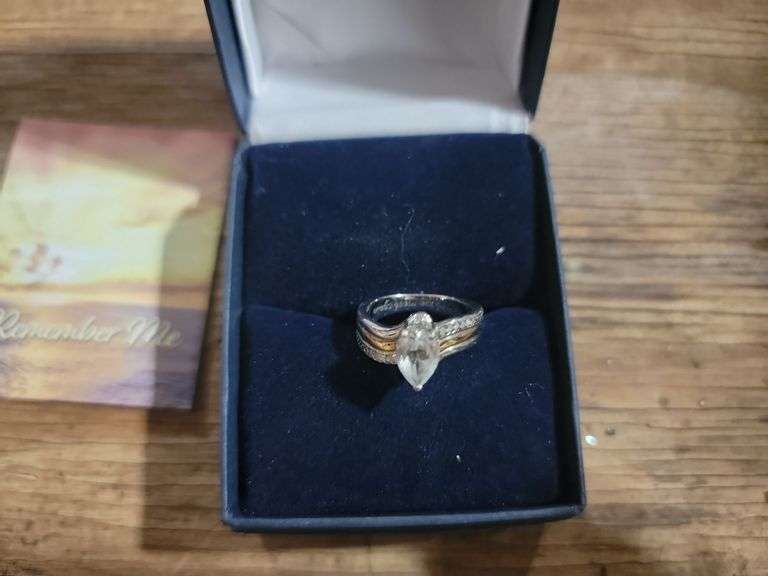 BGE 925 Bradford Exchange Ring Size 6 - Auction Ohio